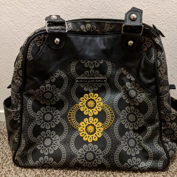 Petunia Pickle Bottom | Bags | Petunia Pickle Bottom Diaper Bag | Poshmark